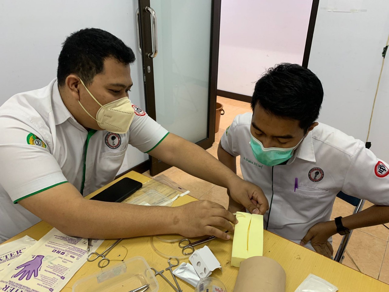 BOSS I (Basic Orthopaedic Surgical Skill) 2022 Departemen Ortopedi dan ...